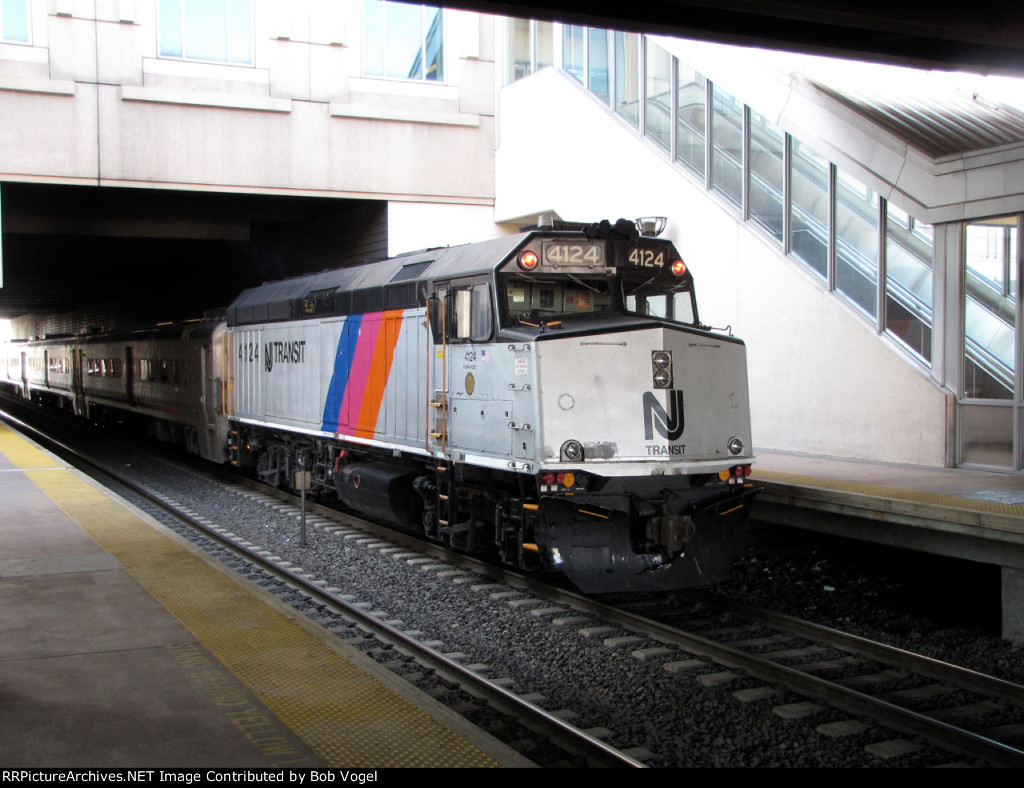 NJT 4124